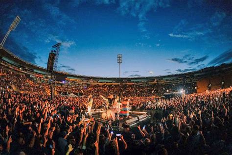 L Acoustics Delivers The Coverage For Six60 Saturdays Tour In New