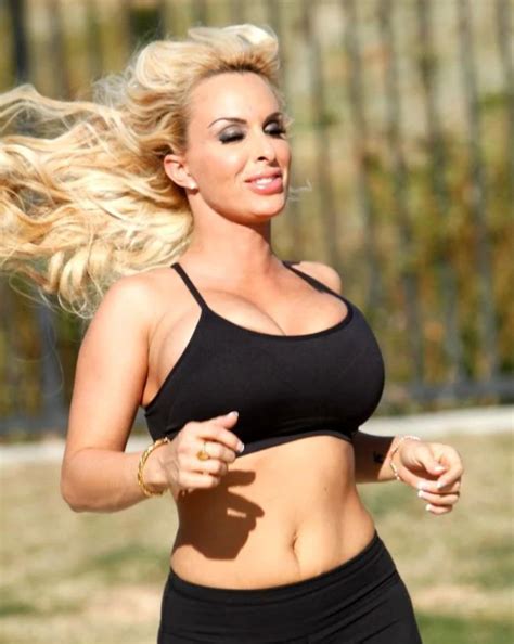Holly Halston Onlyfans Full Pics And Video Content 728