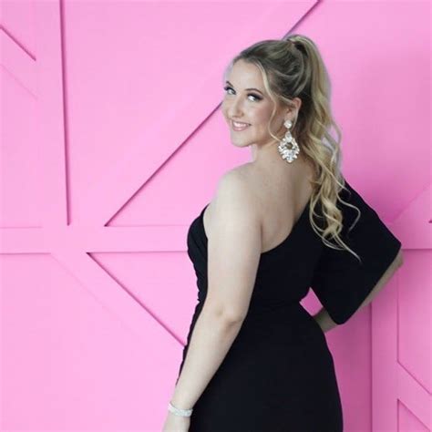 Mallory Anderson Malloryanderson • Threads Say More Mallory Anderson Malloryanderson • Threads Say More