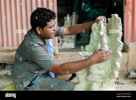 Ganesh Ganpati Idol Or Murti Making Process Workshop For Making Idols