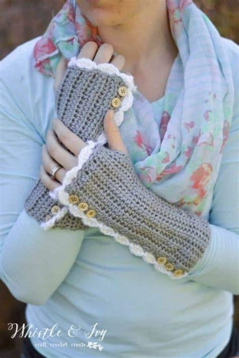 40 Fashionable And Functional Fingerless Glove Crochet Patterns