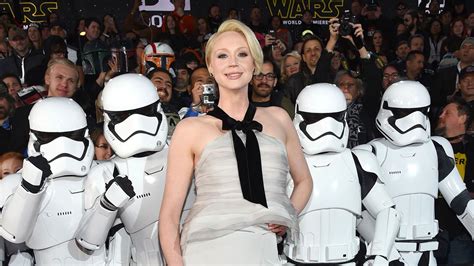 Gwendoline Christie Stormed The Star Wars Premiere Red Carpet Vanity Fair