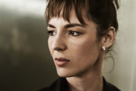 D Adèle Blanc Sec” à Anti Squat” Louise Bourgoin Commente Sa Filmographie