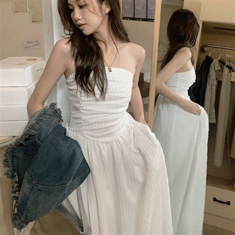 옥수수클로젯 봄신상여름원피스 화이트 밴딩 튜브탑 롱드레스 오프숄더 청순 여신 셔링원피스 A라인 벨라인 플레어 자수 비치원피스 데이트룩 러블리 키작녀 키큰녀 20대 셀프웨딩촬영