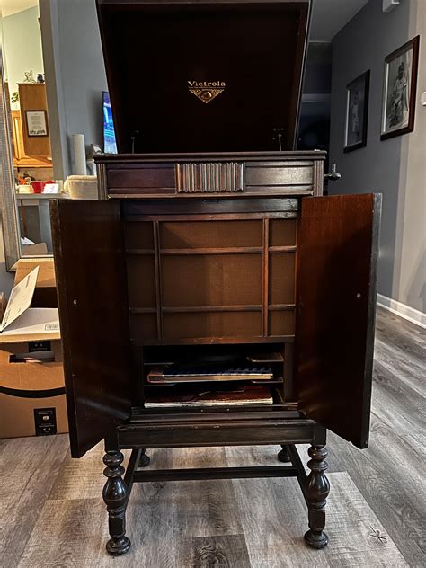 Given To Me By My Neighbor Today 1927 Victrola Hand Crank Record