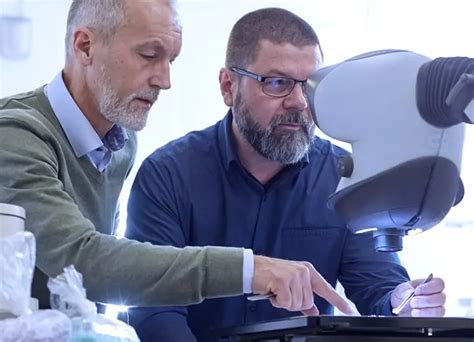 Plastcom Totalleverandør Af Plastråvarer