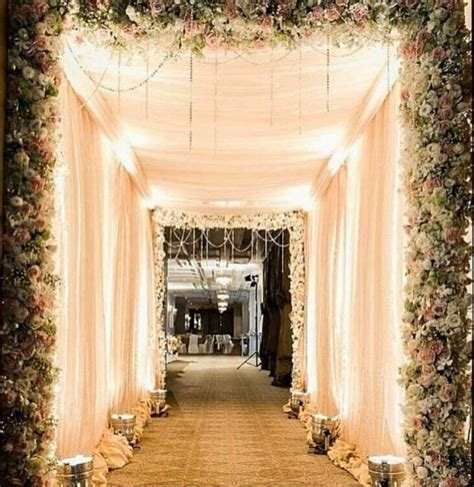 Pin By Ale On Wedding Wedding Entrance Decor Wedding Reception