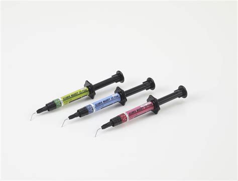 Clearfil Majesty Es Flow Universal Flowable Composite
