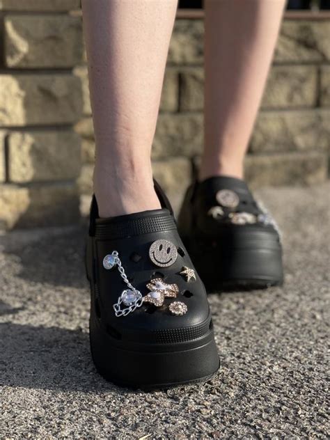 Крокси хіт 2024 — ціна 700 грн у каталозі Сабо Купити жіночі речі за доступною ціною на Шафі