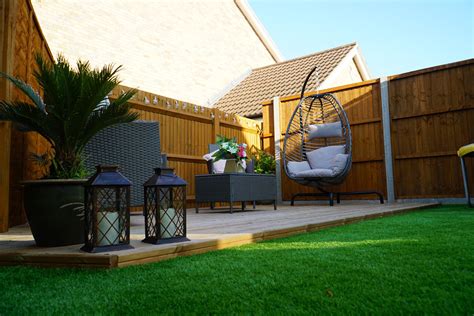 Different Ways Of Dressing Your Artificial Grass For Maximum Impact Luux Landscapes
