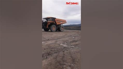 Unit Hd Komatsu 785hd Volvo R100ehd Sanyi Srt 95c Mau Parkir