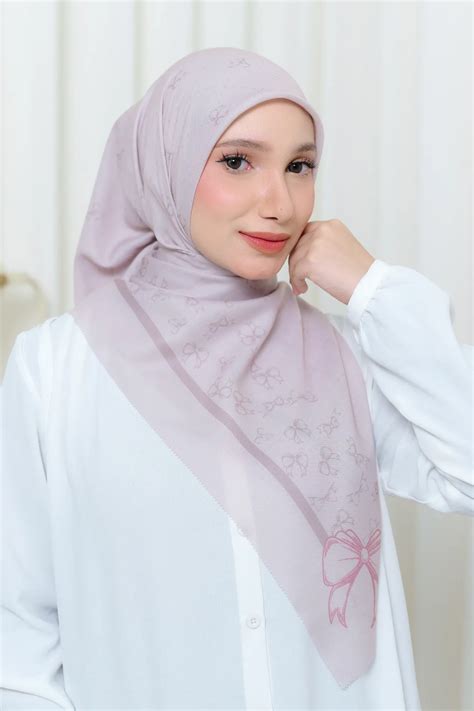 Lorea Scarves Nbrs Corp