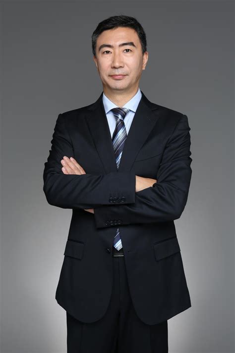 零跑汽车董事长朱江明扎根新能源实体经济做实干家