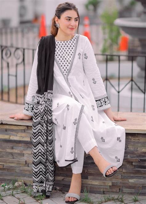 Garnet Clothing Lily M None None