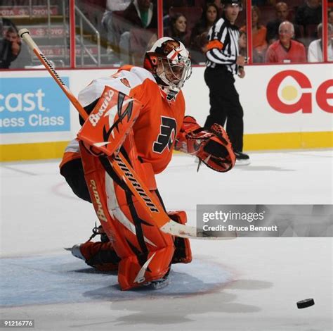 Ray Emery Photos And Premium High Res Pictures Getty Images
