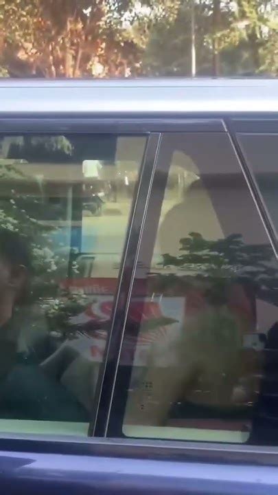 Hot Malaika Arrora Shows This 👀🎥🌟 Omg Malaikaarora Hot Cleavage Youtube