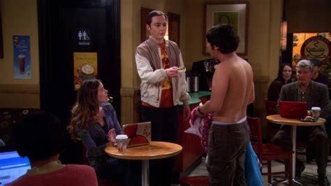 Auscaps Kunal Nayyar Shirtless In The Big Bang Theory 4 22 The
