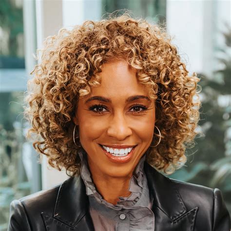 Sage Steele Prageru
