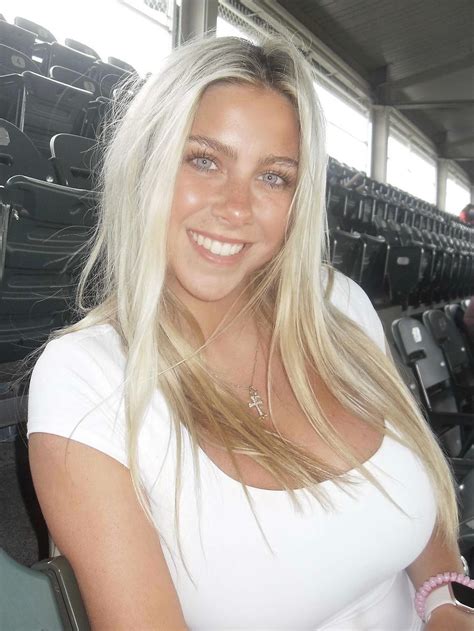 Jacklyn Nicole Jacklyn Roper • Instagram Photos And Videos