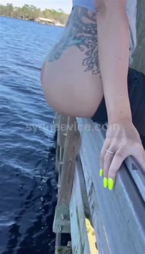 Pee In Water Video ThisVid Com Pee In Water Video ThisVid Com