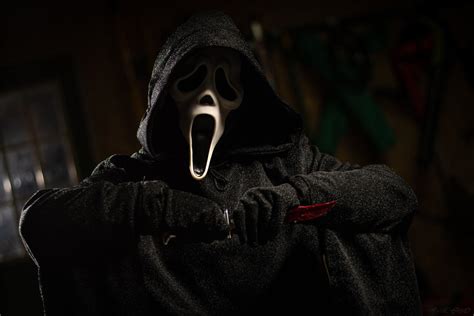 Ghostface 1996 Cosplay By Anniegraves On Deviantart