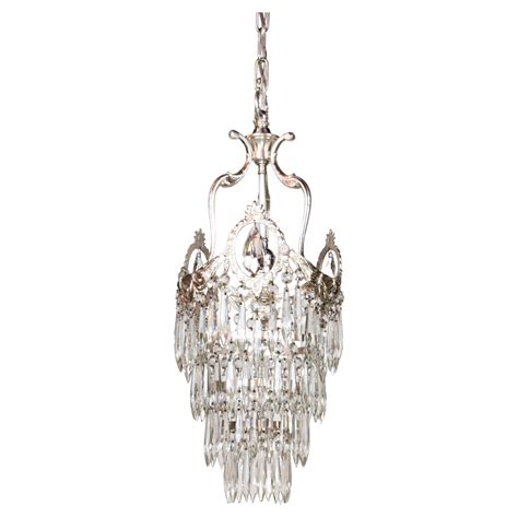 Mid 20th Century Art Deco Straw Fringe Crystal Pendant For Sale At 1stdibs