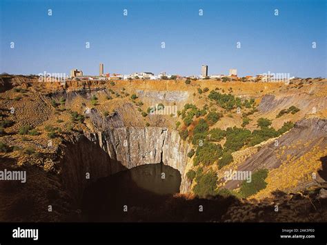 This Photo Shows The Second Biggest Hole Of The World Which Is Created