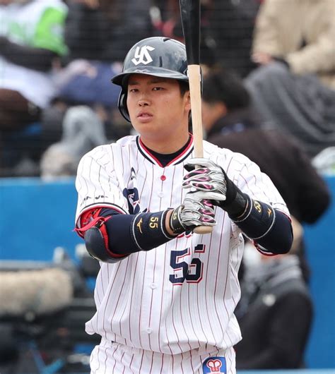 村上宗隆 高校はどこ 高校時代の成績は 肥後のベーブルース｜spoblo ~players File~