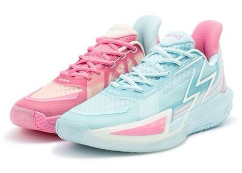 Pin De Montse En S Zapatos De Voleibol Zapatillas De Baloncesto Para