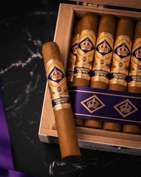 Diamond Crown Cigars Dominican Cigars J C Newman Cigar Co