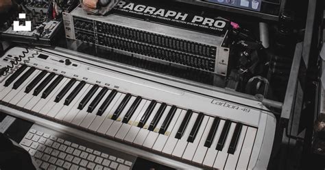 Man Using Keyboard With Computer Setup Photo Free Grey Image On Unsplash