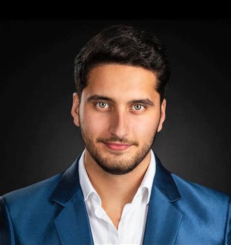Noah Munoz Real Estate Agent In Niagara Falls Ny