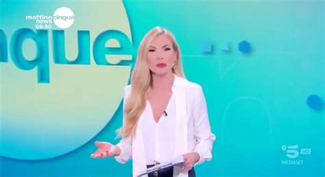 Federica Panicucci Problemi A Mattino 5 Ho Bisogno Di Miele Per La