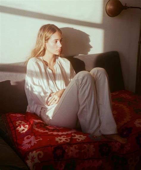 Nell Verlaque Picture