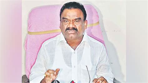 Ts News ఆ నిధులను కూడా కల్వకుంట్ల కుటుంబం మింగేసింది మందుల సామేలు Mandula Samuel Fires On