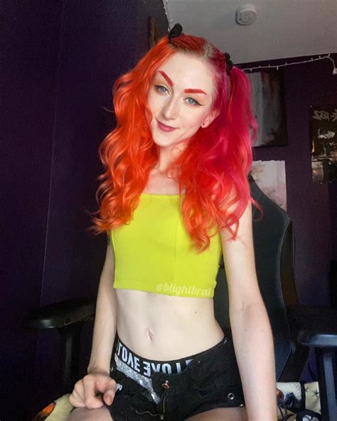 Extra Small Can You Guess How Tall I Am 🙈 Scrolller