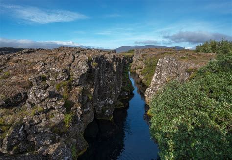 Mid Atlantic Ridge Travel Guide Guide To Iceland