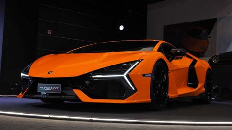 아벤타도르 후속 람보르기니 레부엘토lamborghini Revuelto 사진 떴네요 오토스파이넷