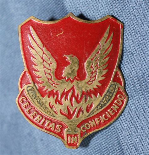 39th Artillery Beercan Di Crest Griffin Militaria