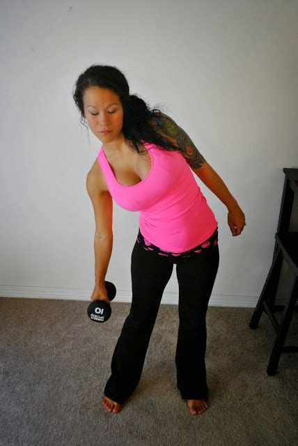 Diary Of A Fit Mommy Lose Your Love Handles With One Easy Move