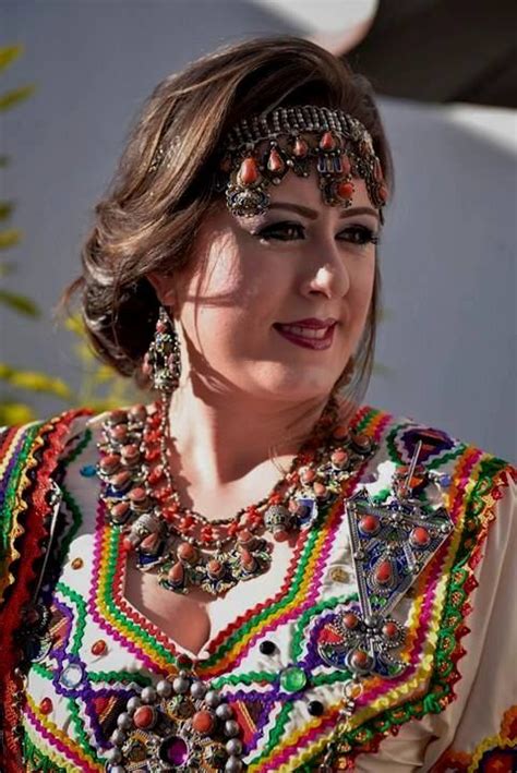 Pin By Amandine On Robes Kabyles Fashion Traditional Dresses