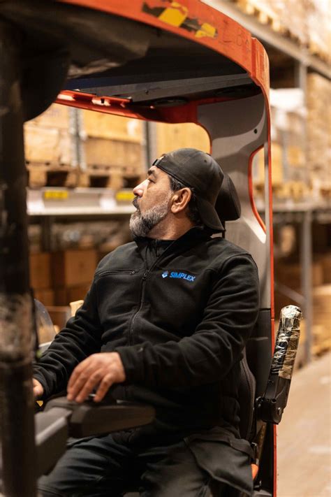 Flyttar Simplex Logistik