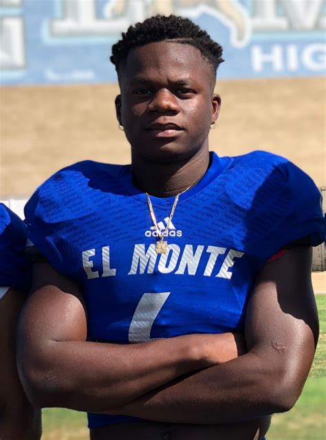 Football Back Of The Year Davon Booth Of El Monte Los Angeles Times