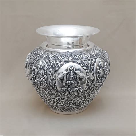 Buy 92 5 Antique Silver Ashtalakshmi Binde Online From Vaibhav Jewellers