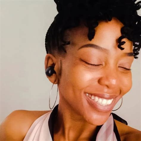 Shamilla Chimedza Taku Shamilla • Threads Say More