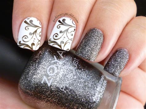 Monochrome Texture OrdinaryMisfit