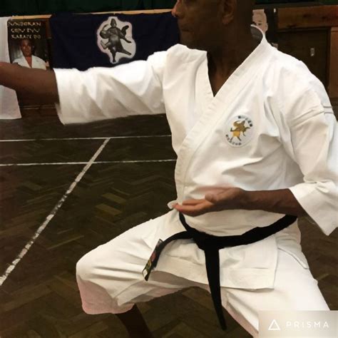 Pin De Tsuyoi Kokoro Dojo En Movement Culture Daruma Taiso Junbi Undo