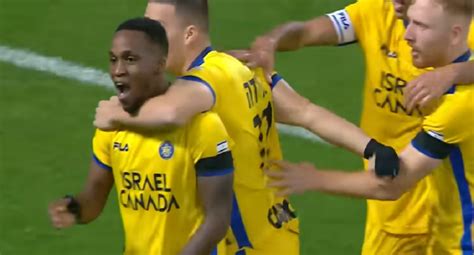 Na Sve Ili NiŠta Povećava Se Ponuda Zvezda Je Uporna Da Dovede