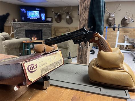 Colt Python And Colt Diamondback The Outdoor Community
