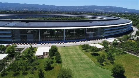 苹果公司设定4月11日为美国员工返回办公室的最后期限 Apple 苹果 Cnbetacom